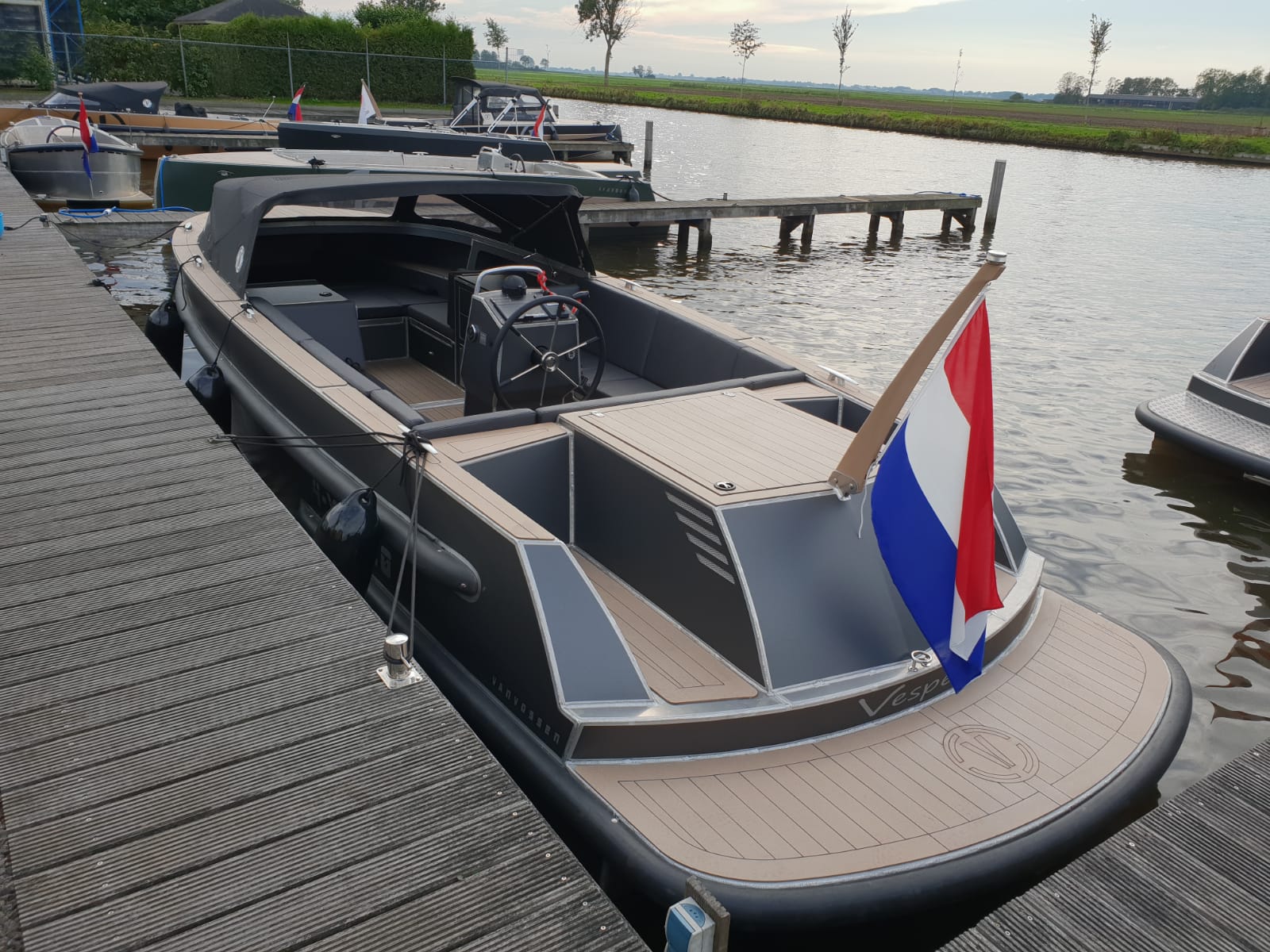 VanVossen Tender 888 Sport | Verschuur Watersport | tender