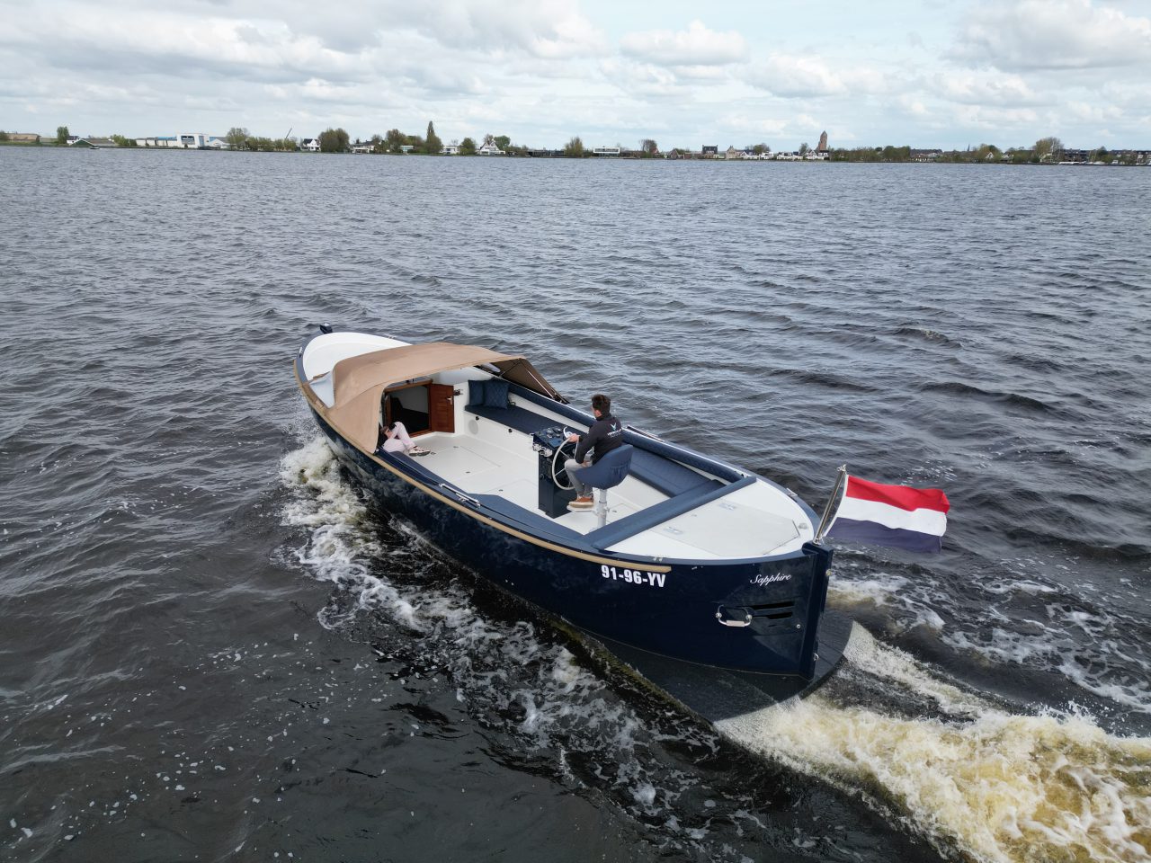 Prachtige Custom Build 10 Meter Sloep met 300 PK Suzuki Motor ...